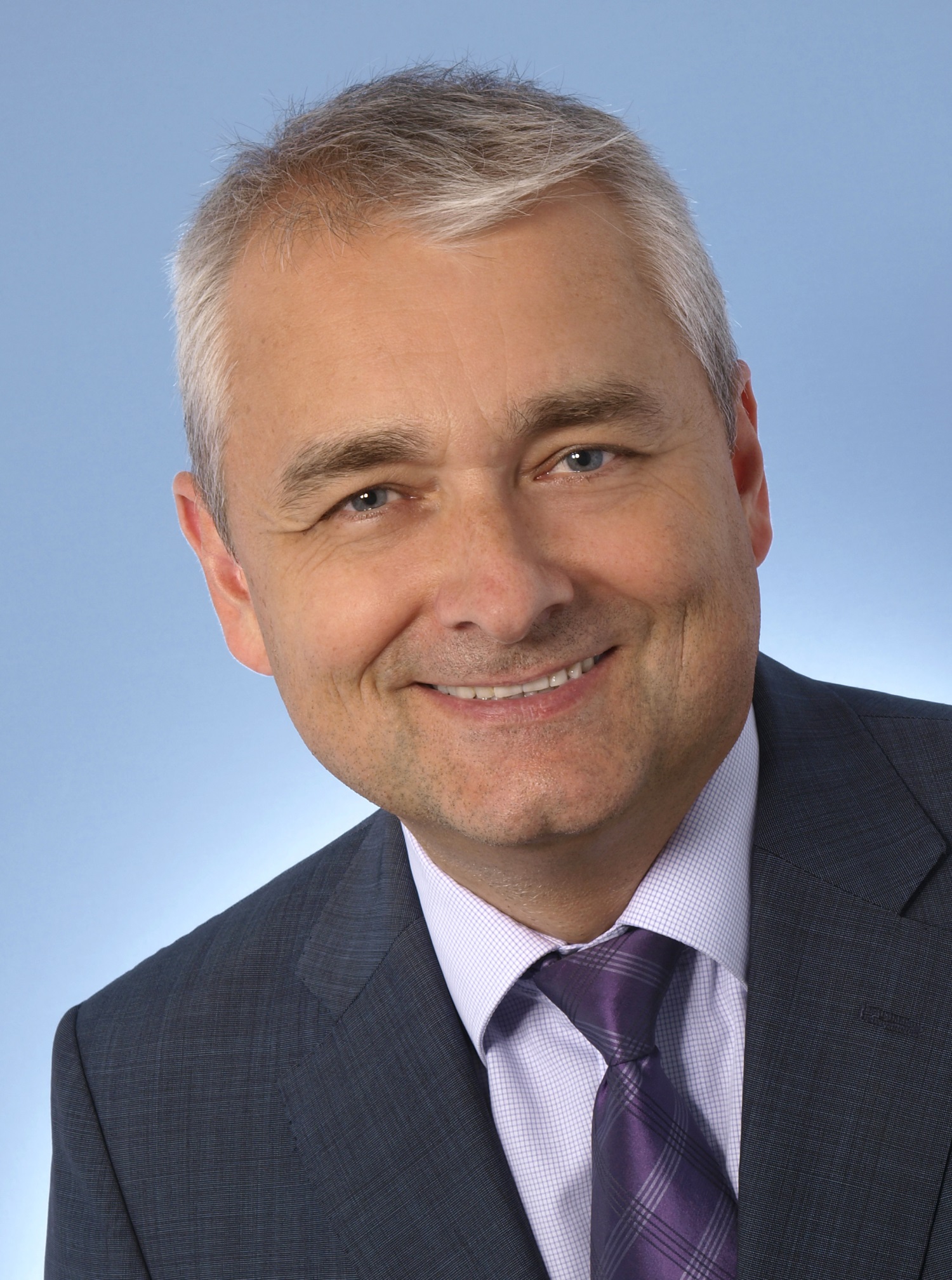 An Interview: Winfried Benz of Licon mt – Today’s Machining World